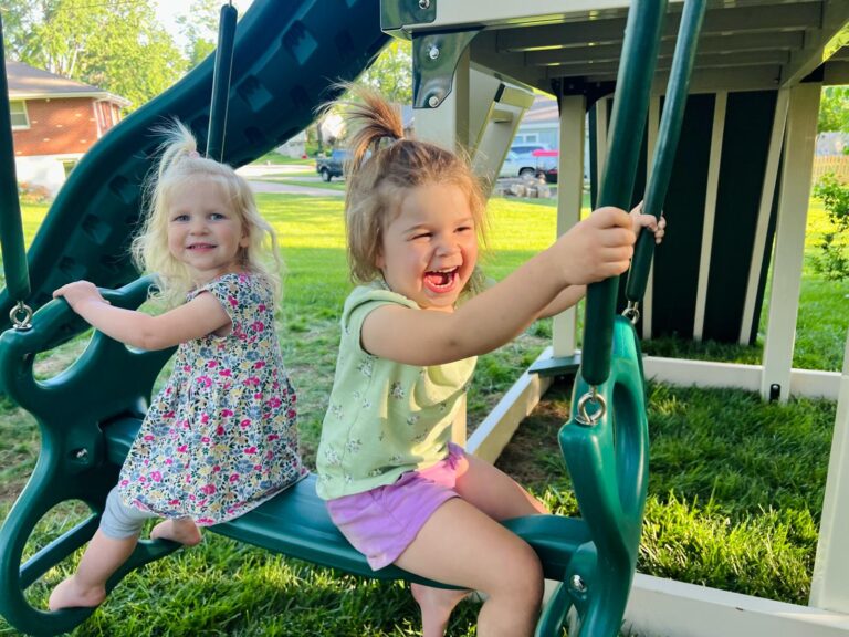 Top Benefits of Swing Sets in Daycare Centers